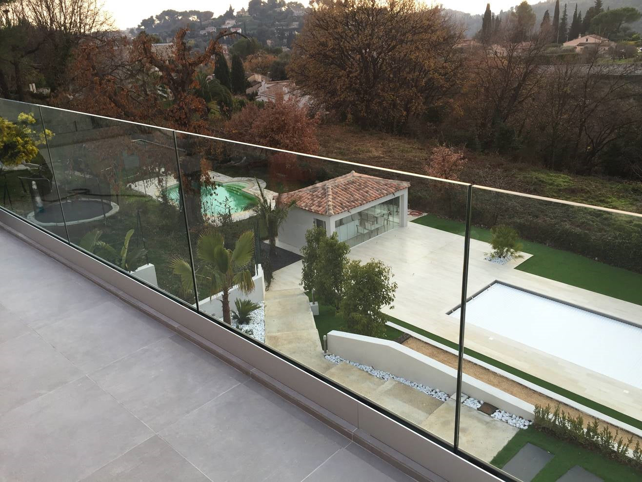 Frameless Base Channel – WPS Handrails